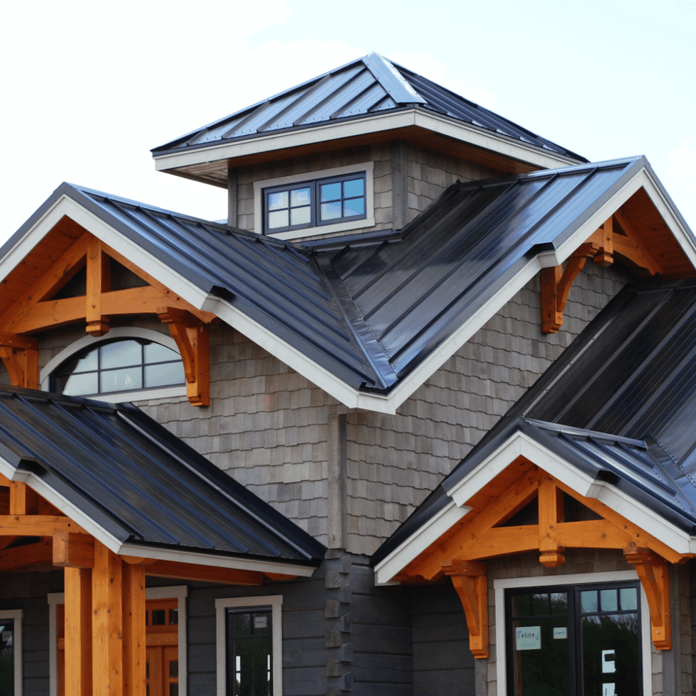 Metal Roof Replacement In Leesburg, FL | Savage Roofing